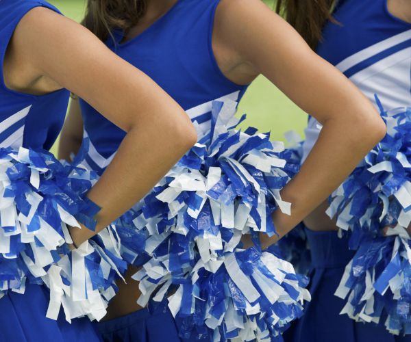 Cheerleader-Splits Investigation Now Involves Denver Police | Newsmax.com