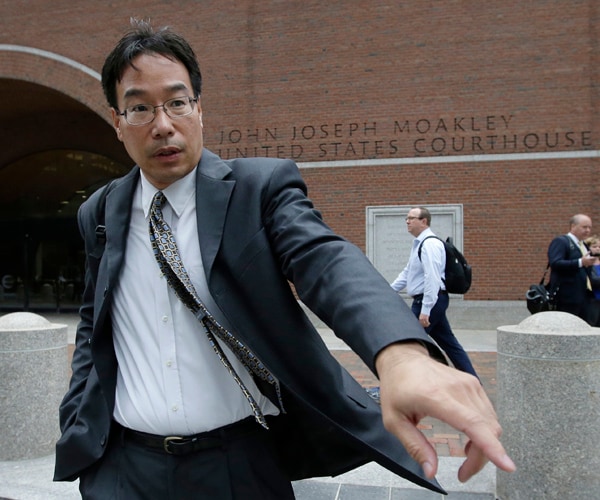 Glenn Chin Trial: Dirty Pharma Caused Meningitis Deaths? | Newsmax.com