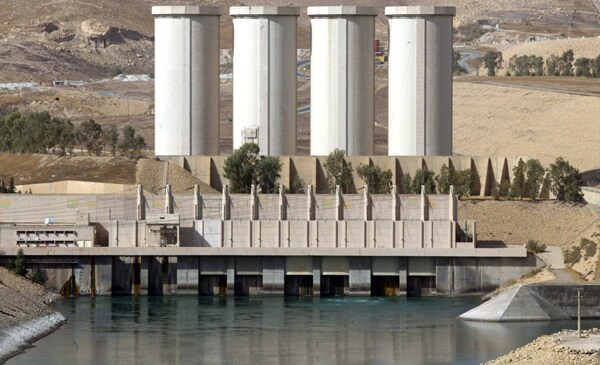 Iraq's Largest Dam Could Collapse as Extremists Advance | Newsmax.com