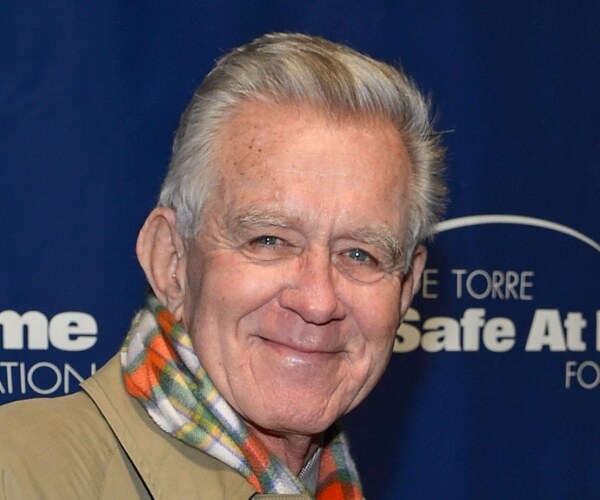 Tim McCarver, Big League Catcher and Broadcaster, Dies at 81 | Newsmax.com