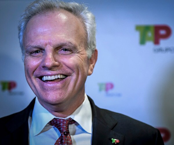 David Neeleman Plans New Airline: JetBlue Founder Raising Funds ...