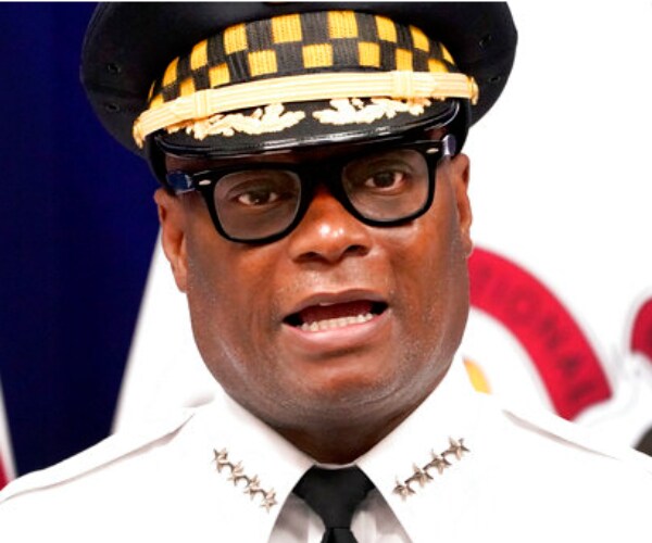 Chicago Police Superintendent to Step Down in 2 Weeks | Newsmax.com