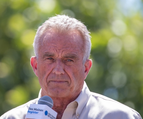 RFK Jr. to Study Environmental Factors in Autism | Newsmax.com