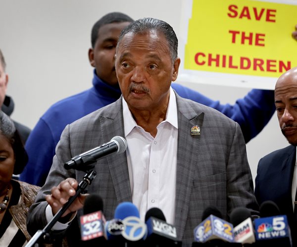 Jesse Jackson Retiring as Head of Rainbow/PUSH Coalition | Newsmax.com