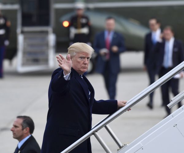 Trump Posts Tribute to US Civil Rights Icon Rosa Parks | Newsmax.com