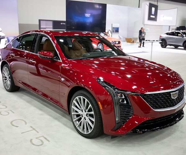 GM Partners With Barclays to Offer Mastercards | Newsmax.com