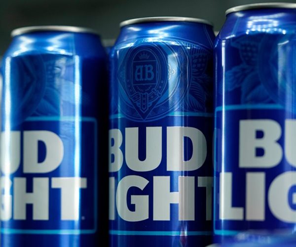 Anheuser Marketing Chief Out as Bud Light Sales Tank | Newsmax.com