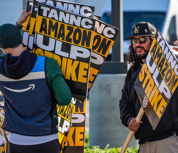 Amazon Workers Strike in US Ahead of Christmas Rush | Newsmax.com