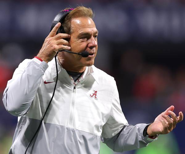 Alabama Coach Saban Retiring After Winning 7 National Titles | Newsmax.com
