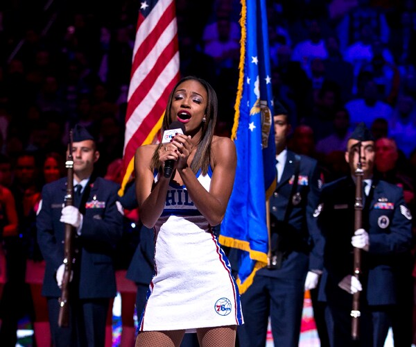 National Anthem Performance Canceled Over Shirt, Sevyn Streeter Says ...