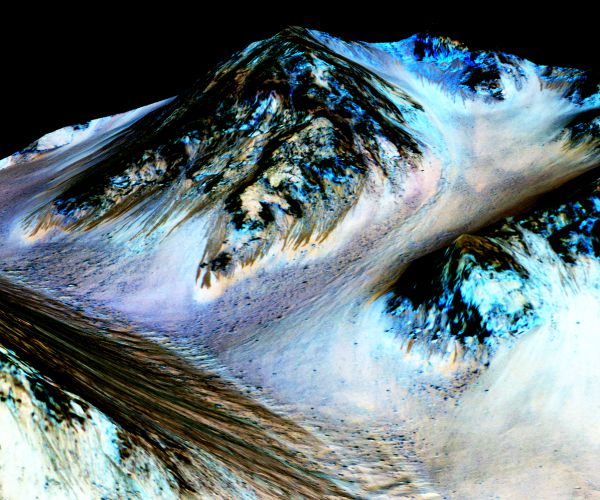 Do Mars' Rivers and Lakes Indicate That Life Once Existed? | Newsmax.com