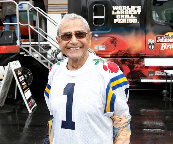 'Seinfeld' Producer George Shapiro Dies at 91 | Newsmax.com