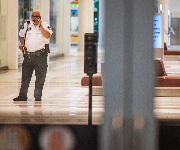 Mall of America Lockdown Lifted After 'Isolated Incident' Involves ...