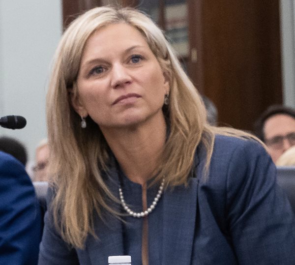 FTC's Holyoak Concerned AI Collecting Children's Data | Newsmax.com