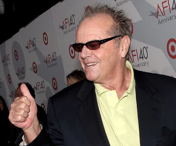 Friends Fear 'Reclusive' Jack Nicholson Will Die Alone: Report ...