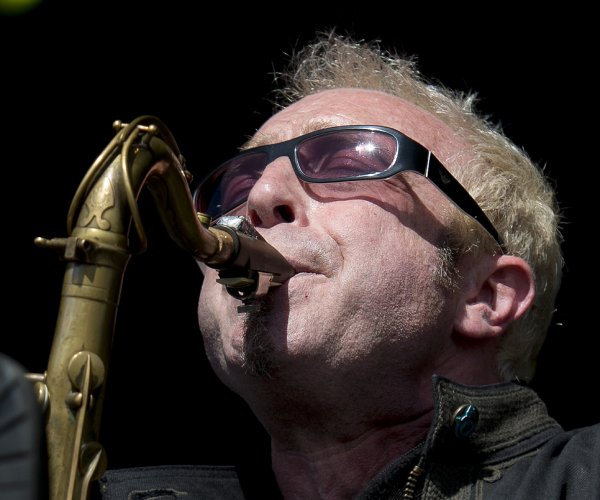 Psychedelic Furs Saxophonist Mars Williams Dies at 68 | Newsmax.com