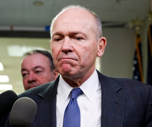 US Airlines 'Fired' Boeing CEO, Top Brass | Newsmax.com