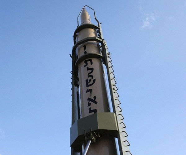 Video Report: Iran Unveils 'Death to Israel' ICBM | Newsmax.com