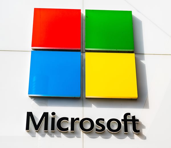Microsoft: Russian Hackers Still Trying to Break In | Newsmax.com