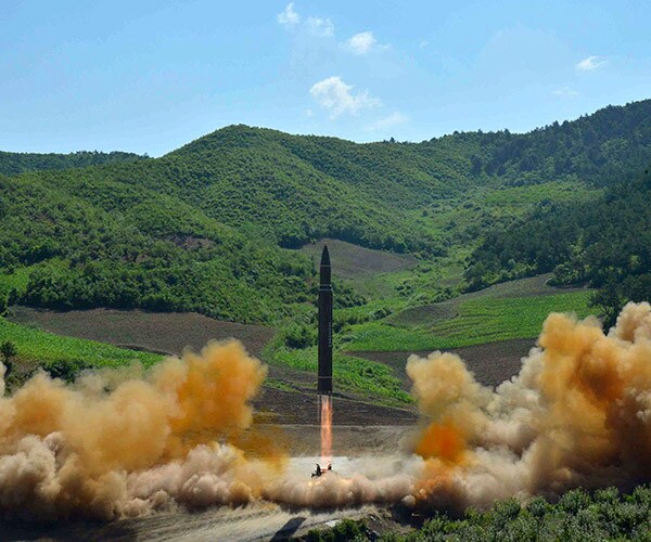 Hawaii Nuclear Warning Sirens Testing Resumes After Decades | Newsmax.com