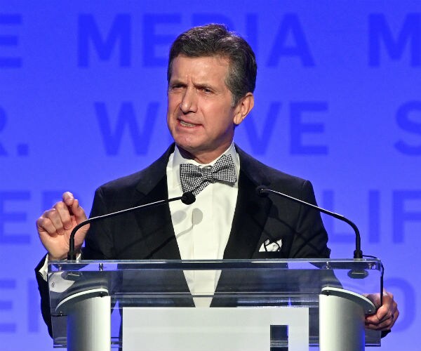 Johnson & Johnson CEO: 1 Billion Vaccines Planned by End of 2021 ...