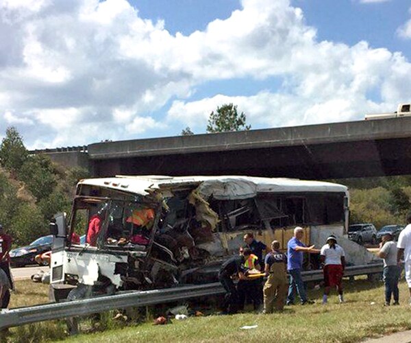 North Carolina Bus Crash Leaves 4 Dead, Including 10-Year-Old Boy ...