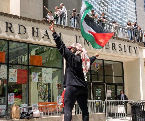 NYPD Clears Fordham University Tent Encampment, Arrests 15 | Newsmax.com