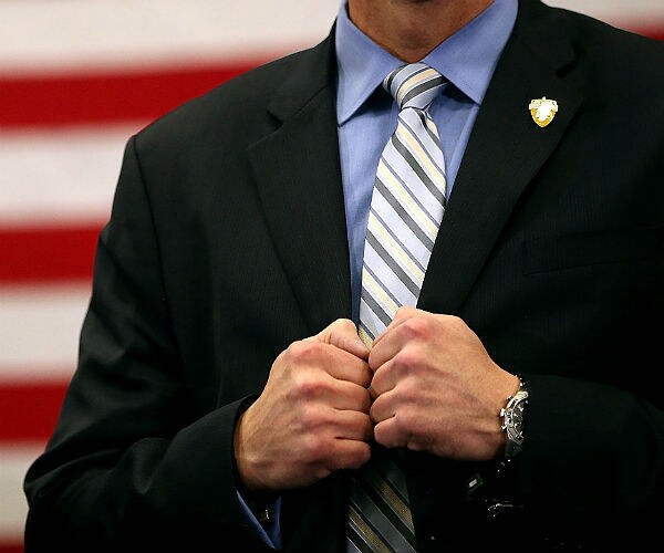 Ex-Secret Service Agents Blast Anti-Clinton Book | Newsmax.com