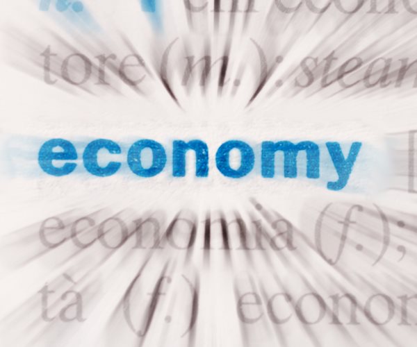 Even Wealthy Feel Economy's Pinch | Newsmax.com