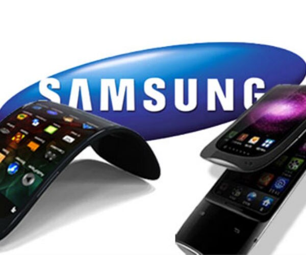 Samsung Said to Consider Phones With Bendable Screens for 2017 ...