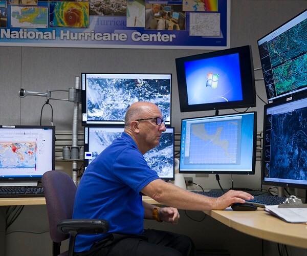 NOAA Unveils Better, More Accurate Weather Predicting System | Newsmax.com