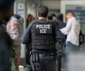 ICE Offering $50K Bonuses, Sizeable Salaries to Top Recruits | Newsmax.com
