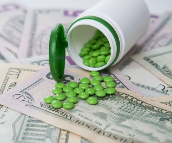 Drug Wholesalers Slump After Amazon.com Obtains State Licenses ...