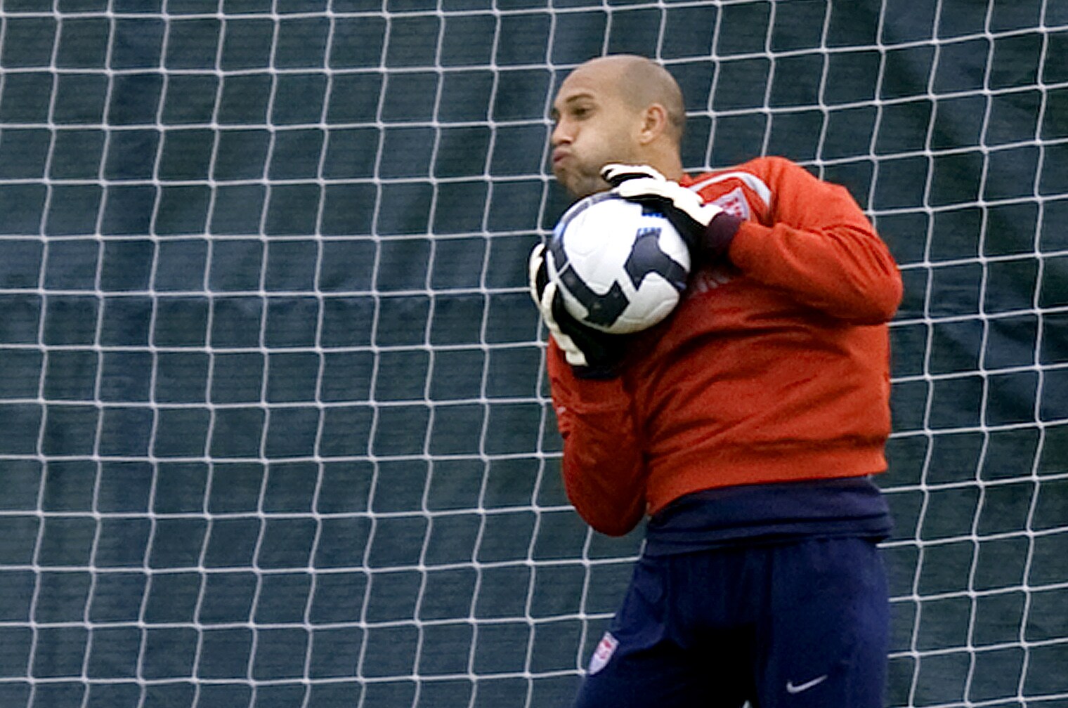 Tim Howard Joins NBC for 10 Games as Goalkeeper Turns Commentator ...