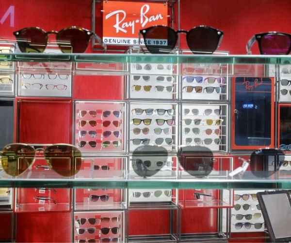 Ray-Ban Extends Partnership With Armani | Newsmax.com