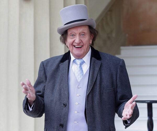 Britrish Comedian Ken Dodd Dies at 90 | Newsmax.com