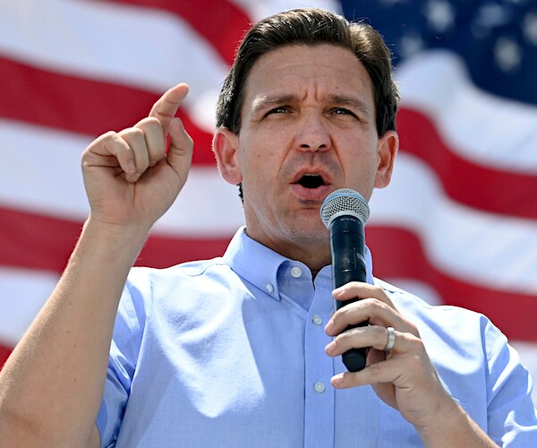 DeSantis Campaign Ad Takes Newsom to Task on Exodus | Newsmax.com