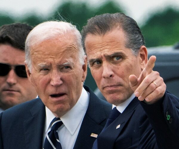 Lunden Roberts to Newsmax: Forgiving Bidens for Shutting Out Daughter ...