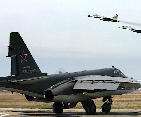 Russian Fighter Jet Crashes Into Sea of Azov | Newsmax.com