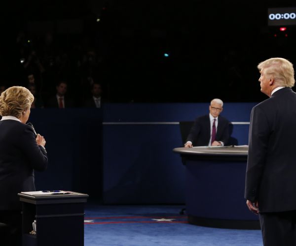 Biased Debate Moderators Undermine Public Trust | Newsmax.com