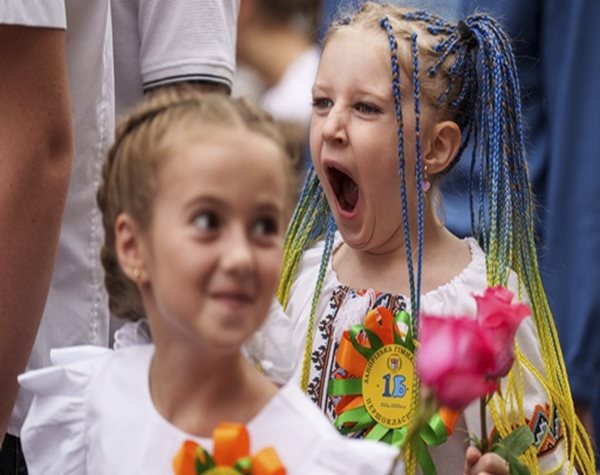 Ukrainian Front-line Students Celebrate Back-to-school Despite Ever ...