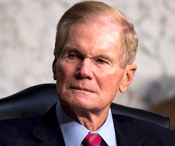 Sen. Nelson: Shooter Had Gas Mask, Carried Smoke Grenades | Newsmax.com