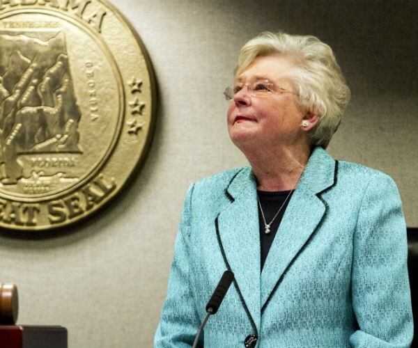 Alabama Governor Changes Election for US Senate Seat | Newsmax.com