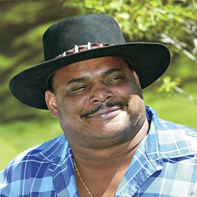 'Refrigerator' Perry Death Report a Hoax; Bears Star Alive, Well ...