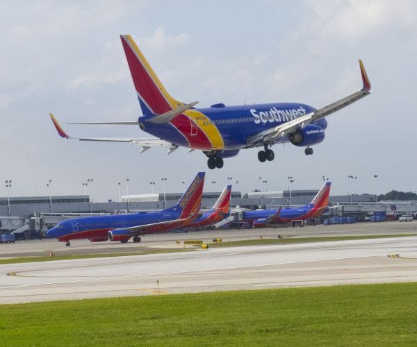 Warren Buffett Southwest Airlines Takeover? Possible, Analysts Say ...