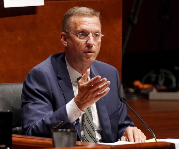 Rep. Collins Scolded By Air Force For Election Pictures In Uniform ...