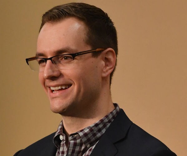 Clinton Campaign Manager Rips Trump Staff Shakeup | Newsmax.com