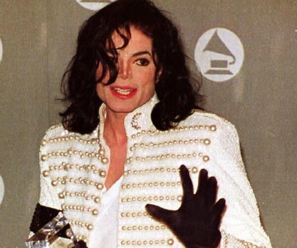 Michael Jackson's IV Drip From His Deathbed to Be Auctioned | Newsmax.com