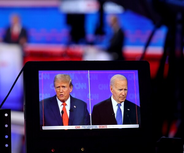 Pollsters Warn Democrats 'Solid Blue Wall' Is Crumbling | Newsmax.com