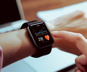 SmartWatches Detect Viral Infection Before Symptoms Surface in Study ...
